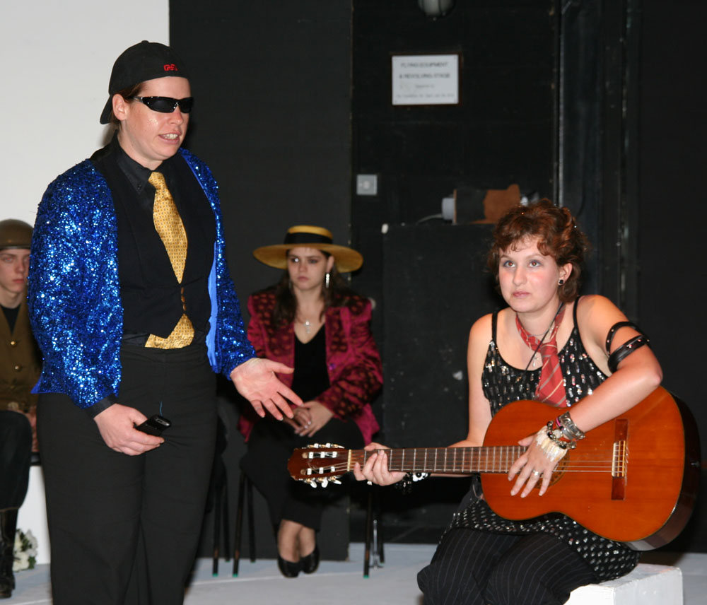 Meet the Cast – Play In A Week